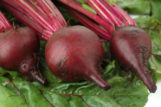 Rode bieten zorgen voor betere gezondheid en platte buik + Recept ...